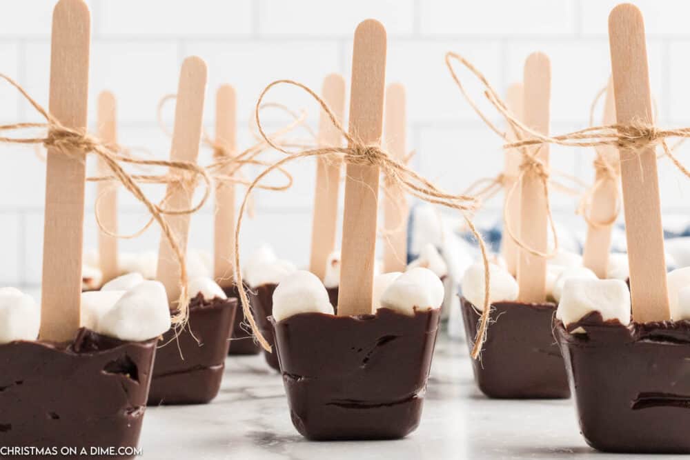 Hot Chocolate on a Stick - christmasonadime.com