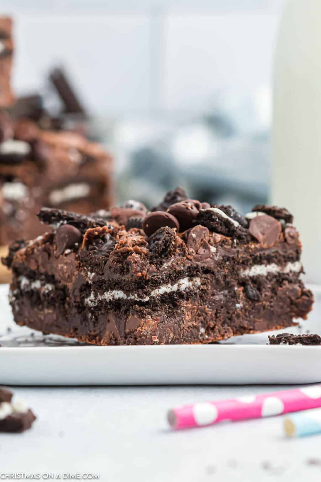 Oreo Brownies Recipe - christmasonadime.com
