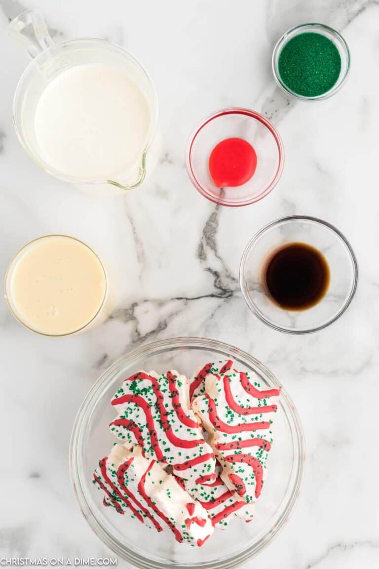 Christmas Tree Ice Cream - christmasonadime.com