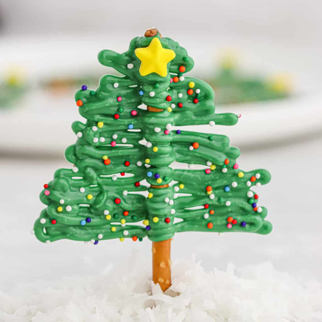 55 Easy Christmas Candy Recipes - christmasonadime.com