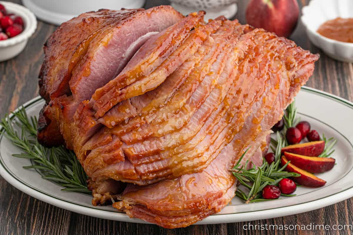Peach Glazed Ham - christmasonadime.com