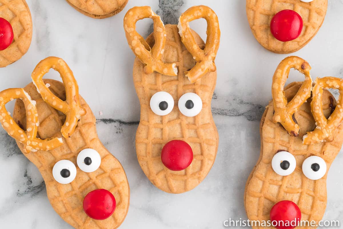 Nutter Butter Reindeers - christmasonadime.com
