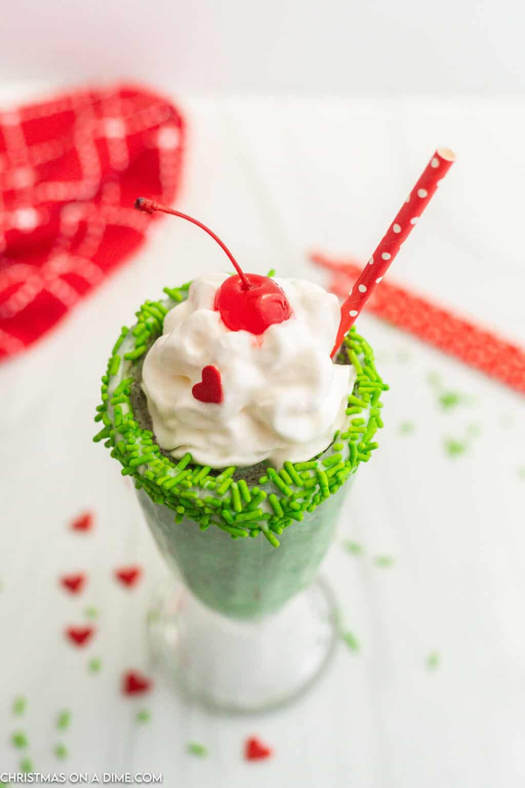 Grinch Milkshake Recipe - christmasonadime.com