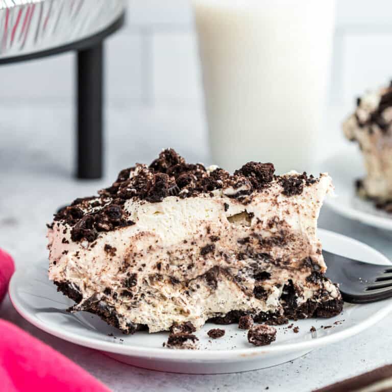 32 Christmas Pies - christmasonadime.com