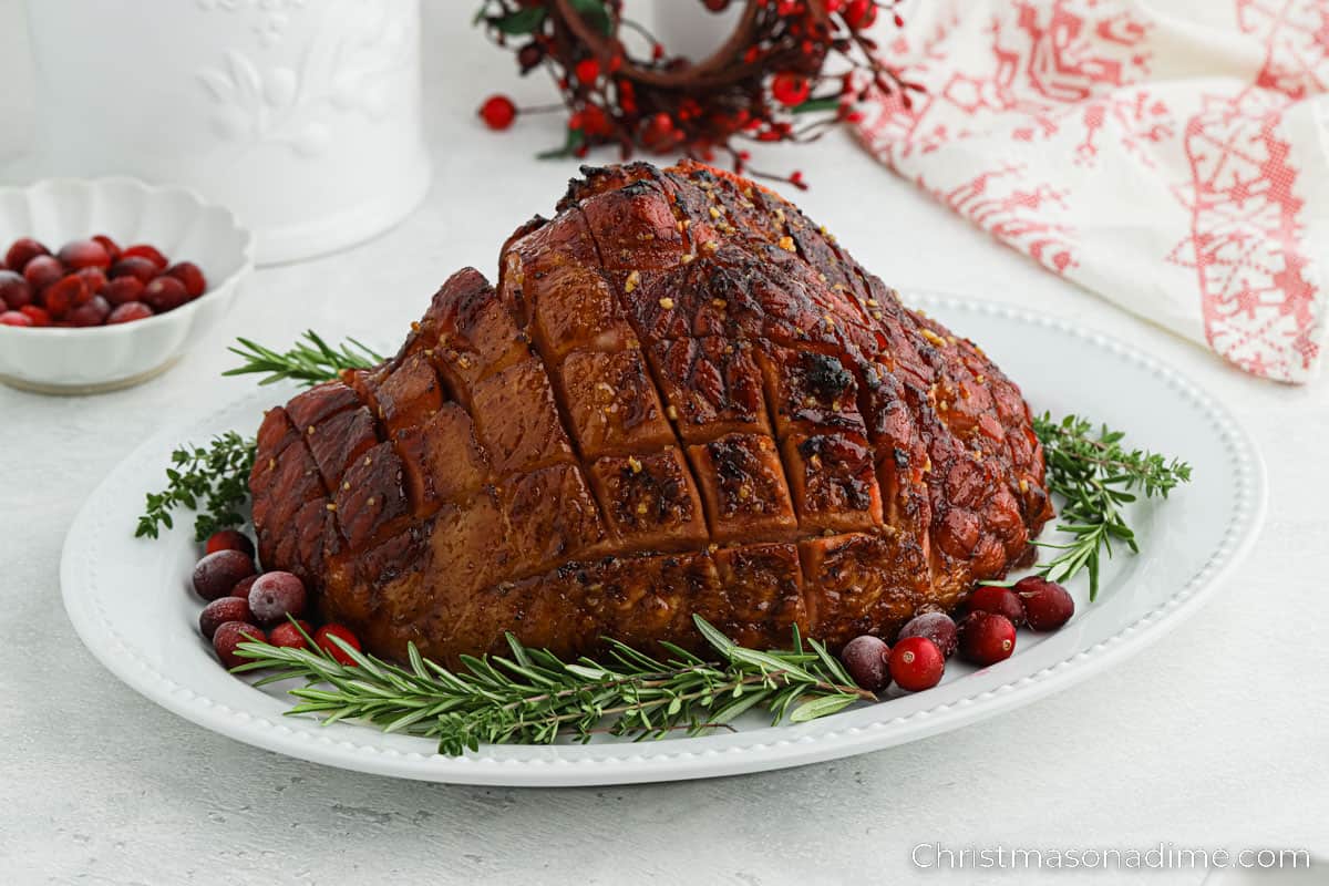 Christmas Ham - christmasonadime.com