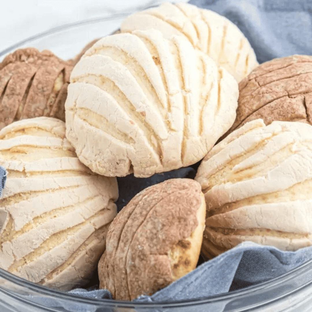 55 Mexican Christmas Desserts - christmasonadime.com