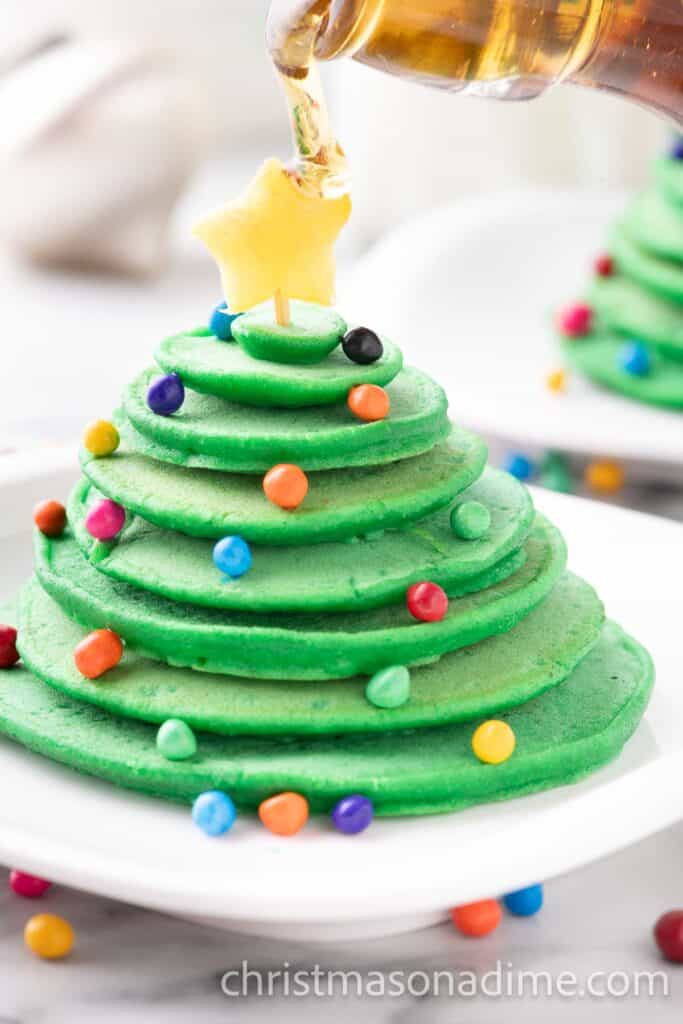 Christmas Tree Pancakes - christmasonadime.com