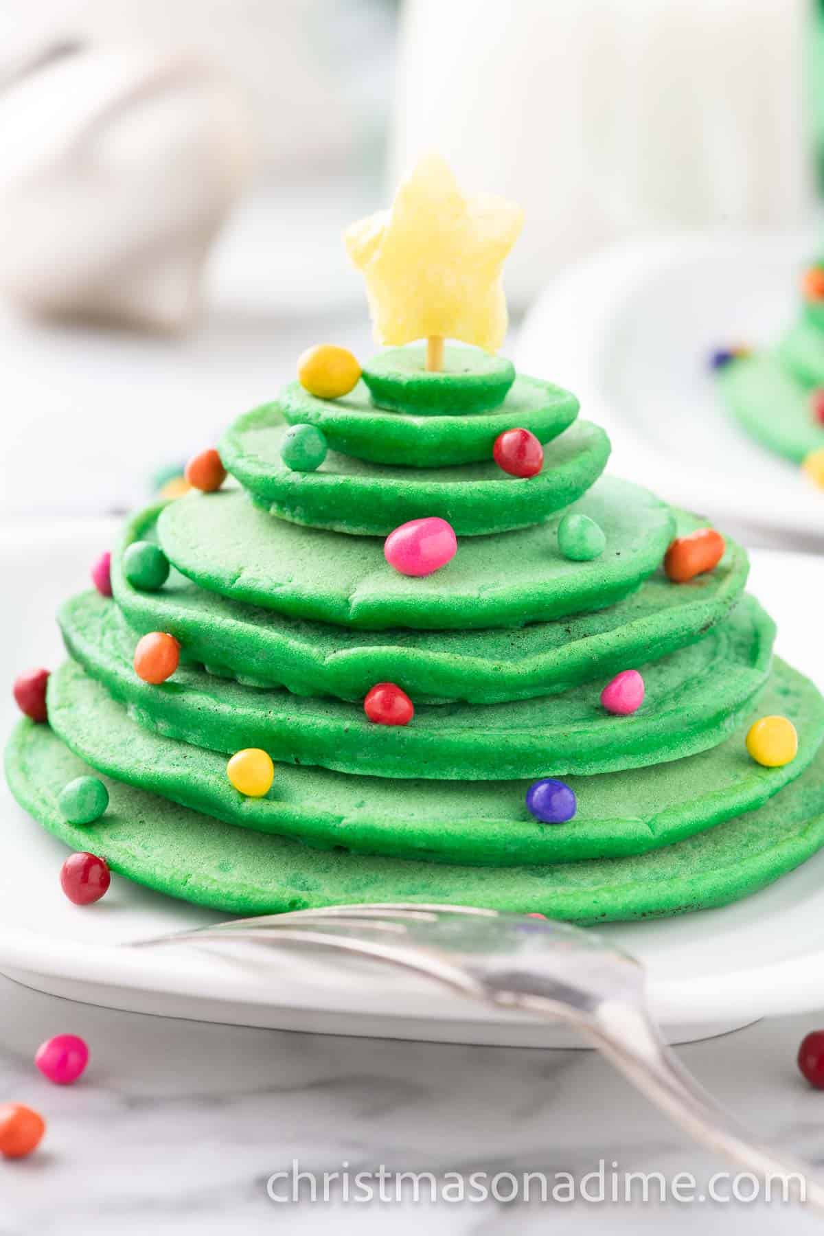 Christmas Tree Pancakes - christmasonadime.com