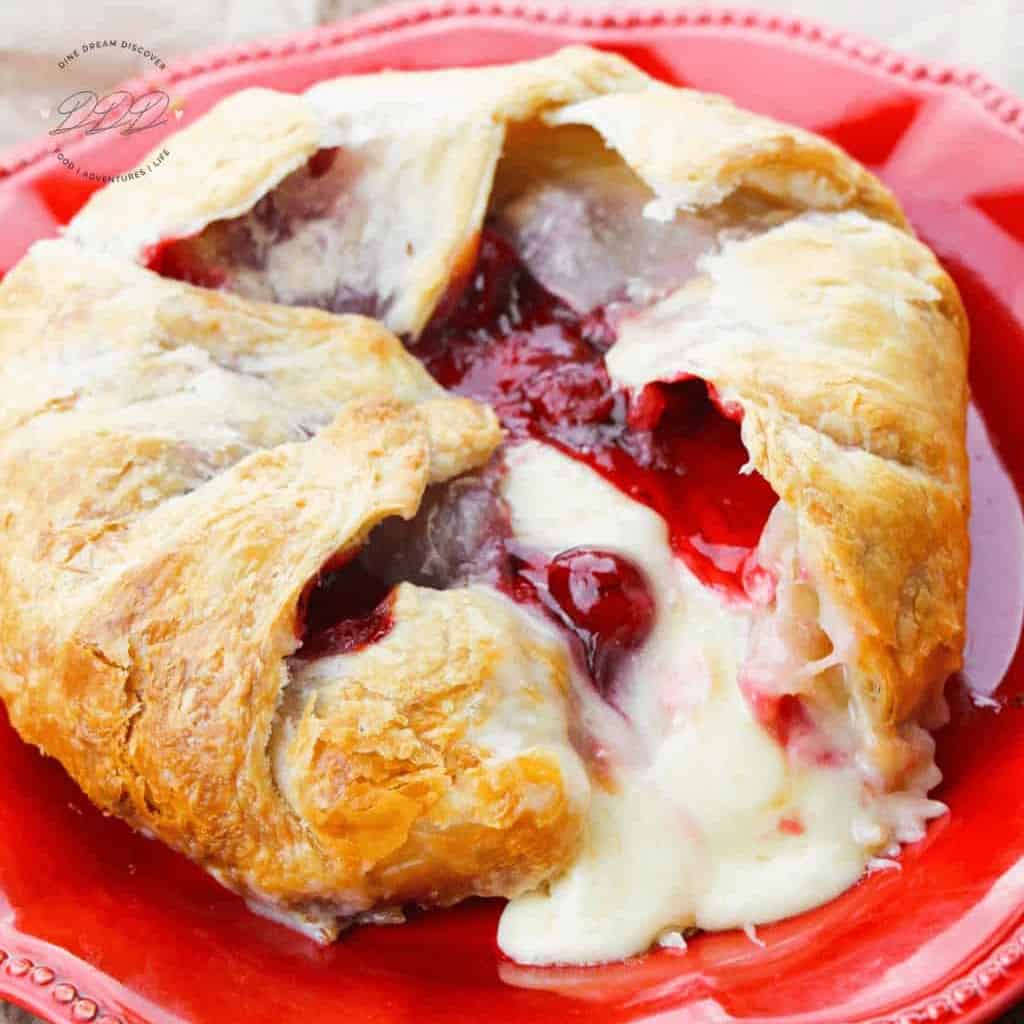 33 Puff Pastry Appetizers - christmasonadime.com