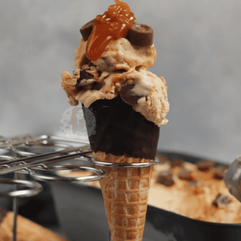 45 Delicious Rolo Desserts - christmasonadime.com