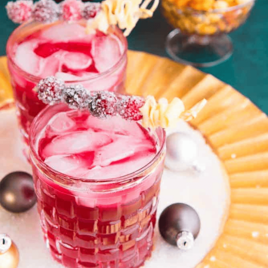 Christmas Gin Cocktails - christmasonadime.com