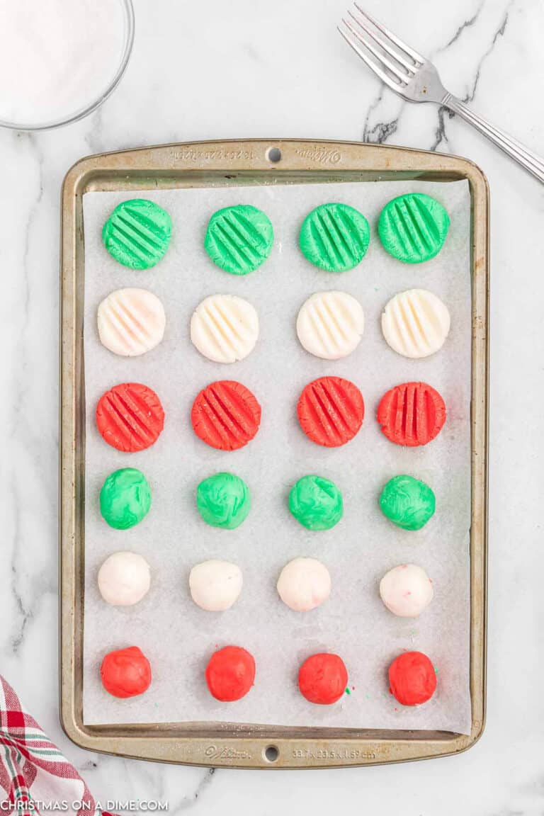 Easy Christmas Mints Recipe - Christmas on a Dime